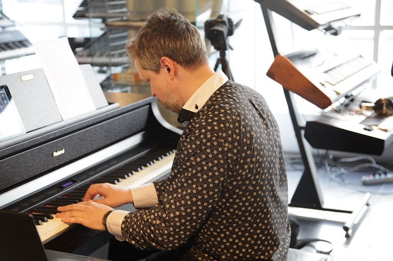 Фотоотчет с презентации фортепиано Roland - полезные статьи | Музторг